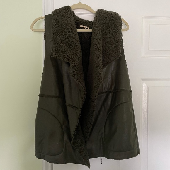 Hem & Thread | Jackets & Coats | Hem And Thread Green Vest | Poshmark